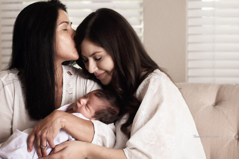 Houston Newborn Photographer | Family Photographers