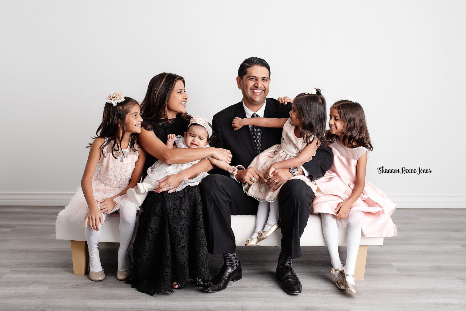 Tips for Taking Better Extended Family Portraits - Shannon Reece Jones ...